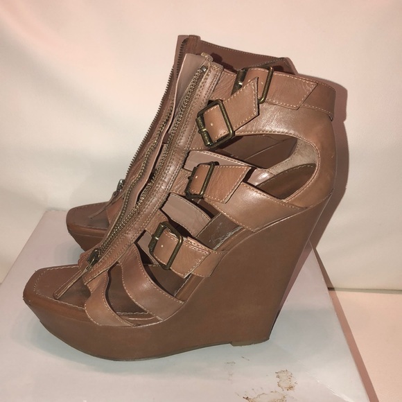 Jessica Simpson | Shoes | Jessica Simpson Leticia Leather Wedge | Poshmark